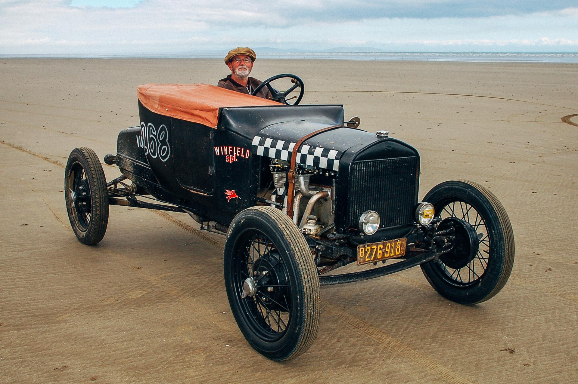 McLaren F1 Designer Peter Stevens Takes His T Black • STATE OF SPEED