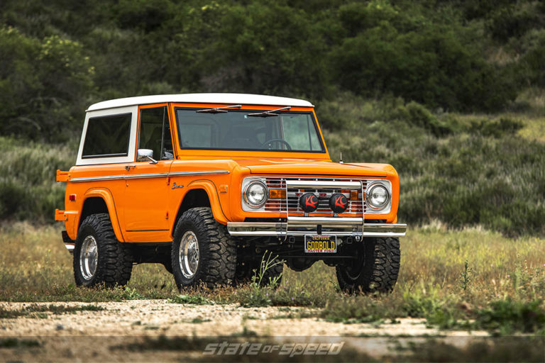 The Cleanest ’75 Ford Bronco On Dirt • STATE OF SPEED