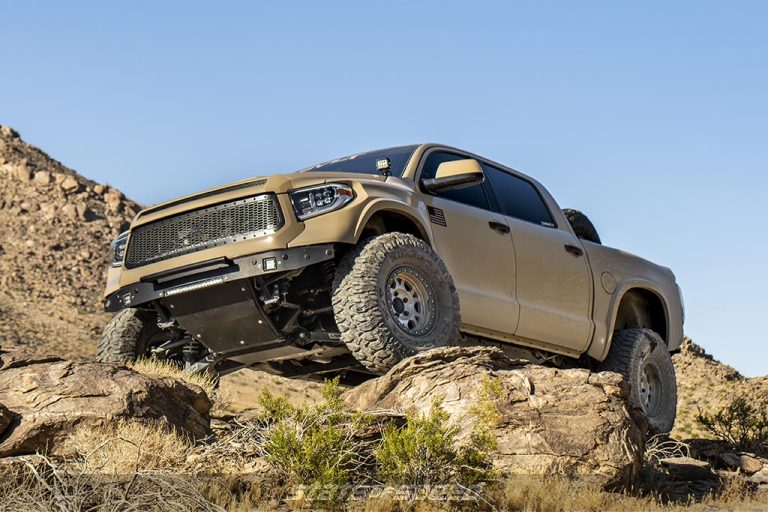 Build an Off-Road Truck With a $10K Budget • STATE OF SPEED